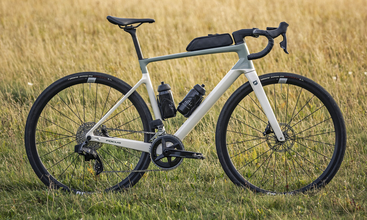 Focus Paralane Aero All-Road Bike Blurs Lines Between Road & Gravel ...