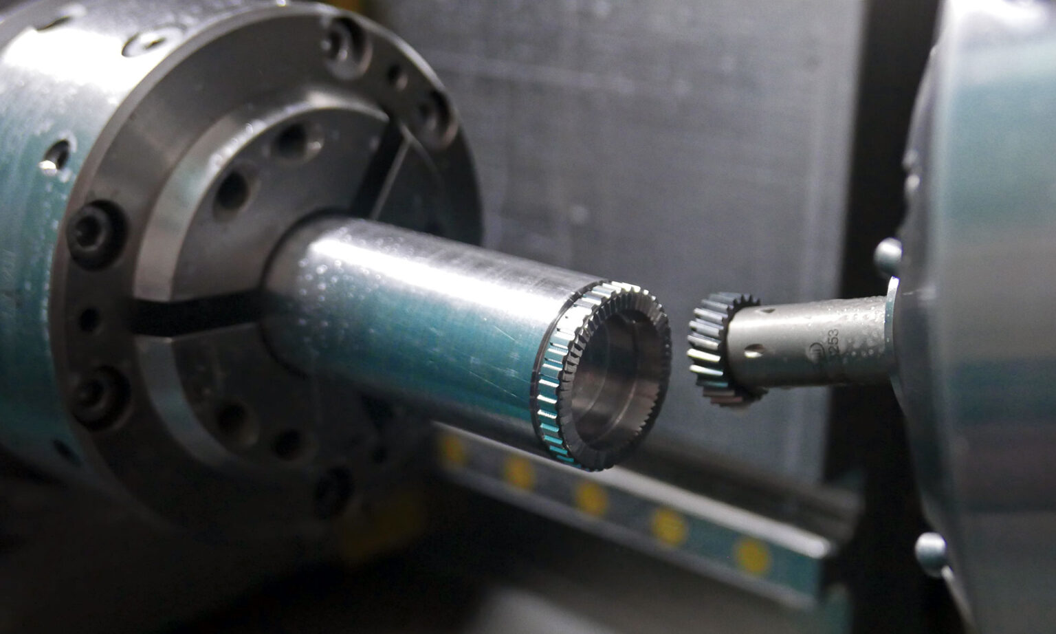 Qvist Factory Tour: Unique Double Ratchet Hubs, Made in Germany, Pre ...