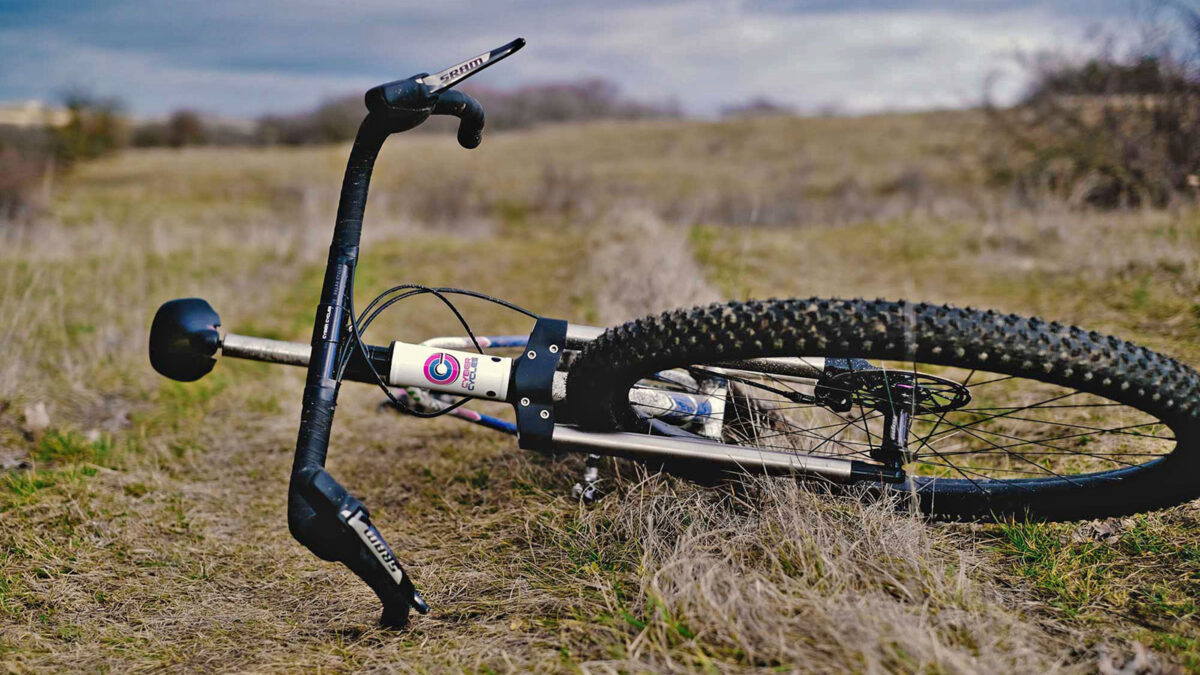 Cyber x Agresti Grawumm Builds Limited Edition Retro Dirt Drop MTB ...