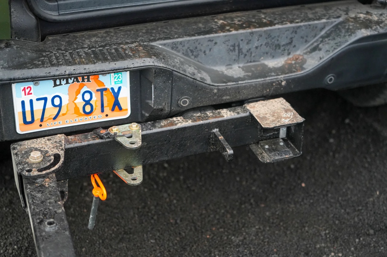 Swing Left or Right with the Same Rig'd RambleSwing Swingout Hitch Rack ...