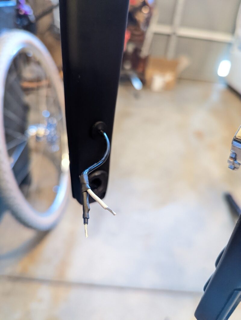 Review: Why You Need the Sinewave Beacon 2 Dynamo Light - Bikerumor