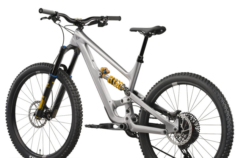 YT Capra Adds Core 5, a Race-Spec Carbon Enduro Bike with Öhlins & X0 ...