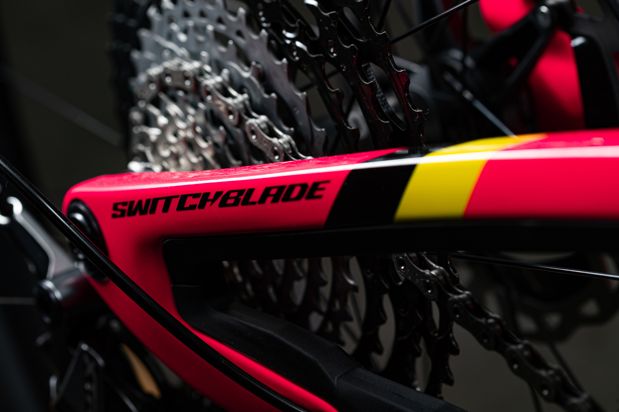 Pink Switchblade is a Limited Edition Homage to the Original Sun Eagle ...
