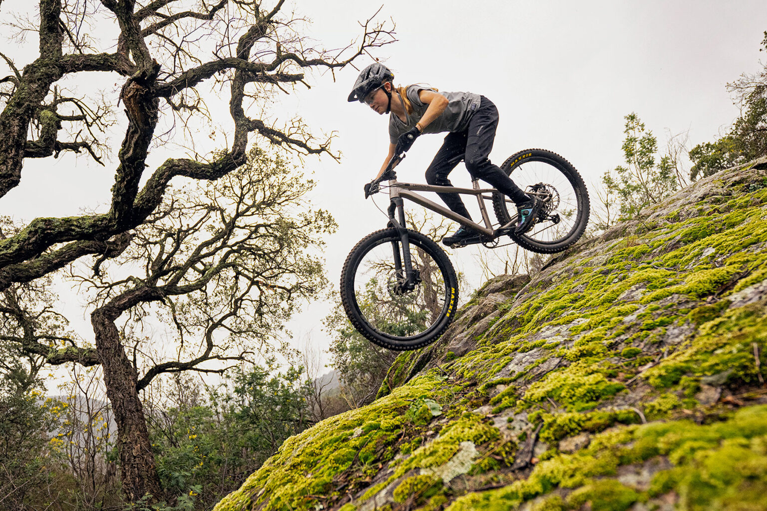 Commencal Meta HT XS Bridges Gap between Shred-Ready Kids & Adult All ...