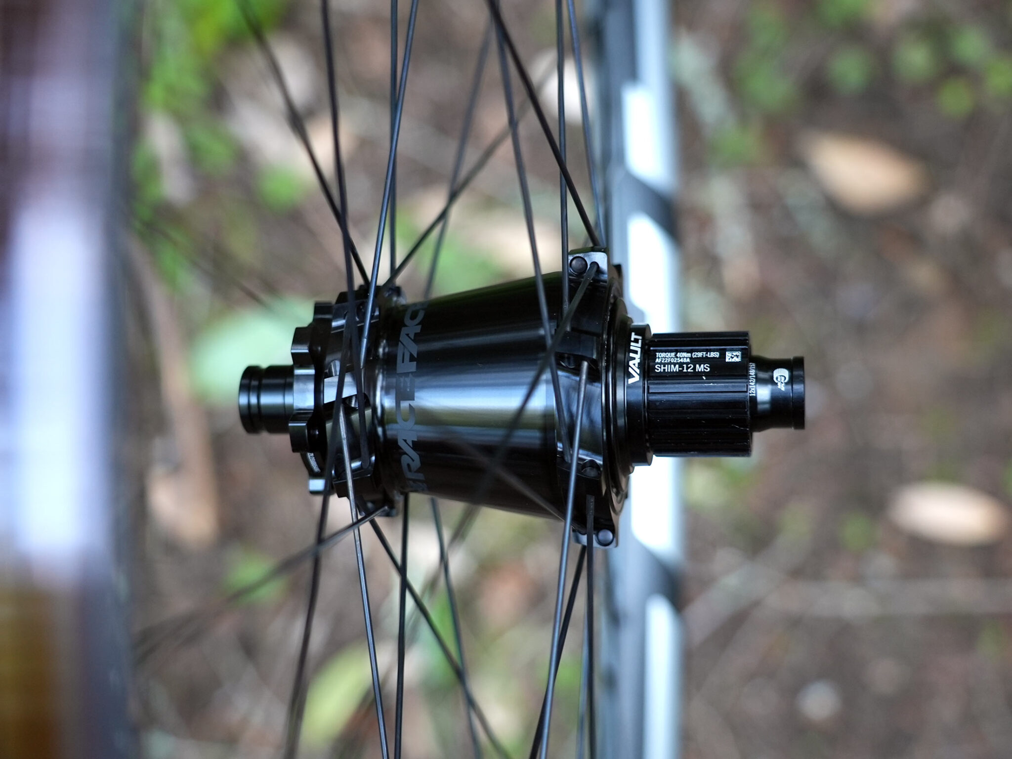 Race Face Era Carbon MTB Wheels give Bumps the Side Eye - Bikerumor