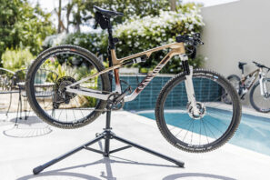 Pro XC Bike You Can Buy: Ltd. Ed. Canyon Lux World Cup CFR Untamed for ...