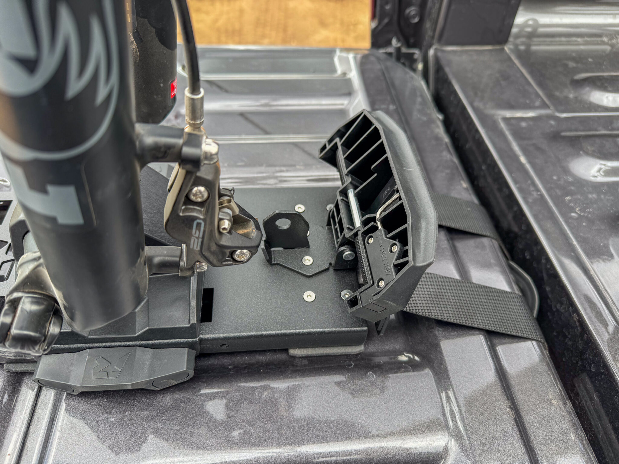 More than a Bike Rack: Railias Tailgate Rack System Doubles as Tailgate ...