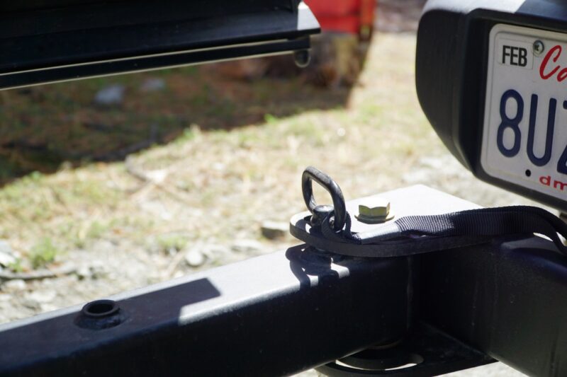 RiG'd Supply RambleSwing: A Jeep-Worthy Swing Away Hitch Adapter ...