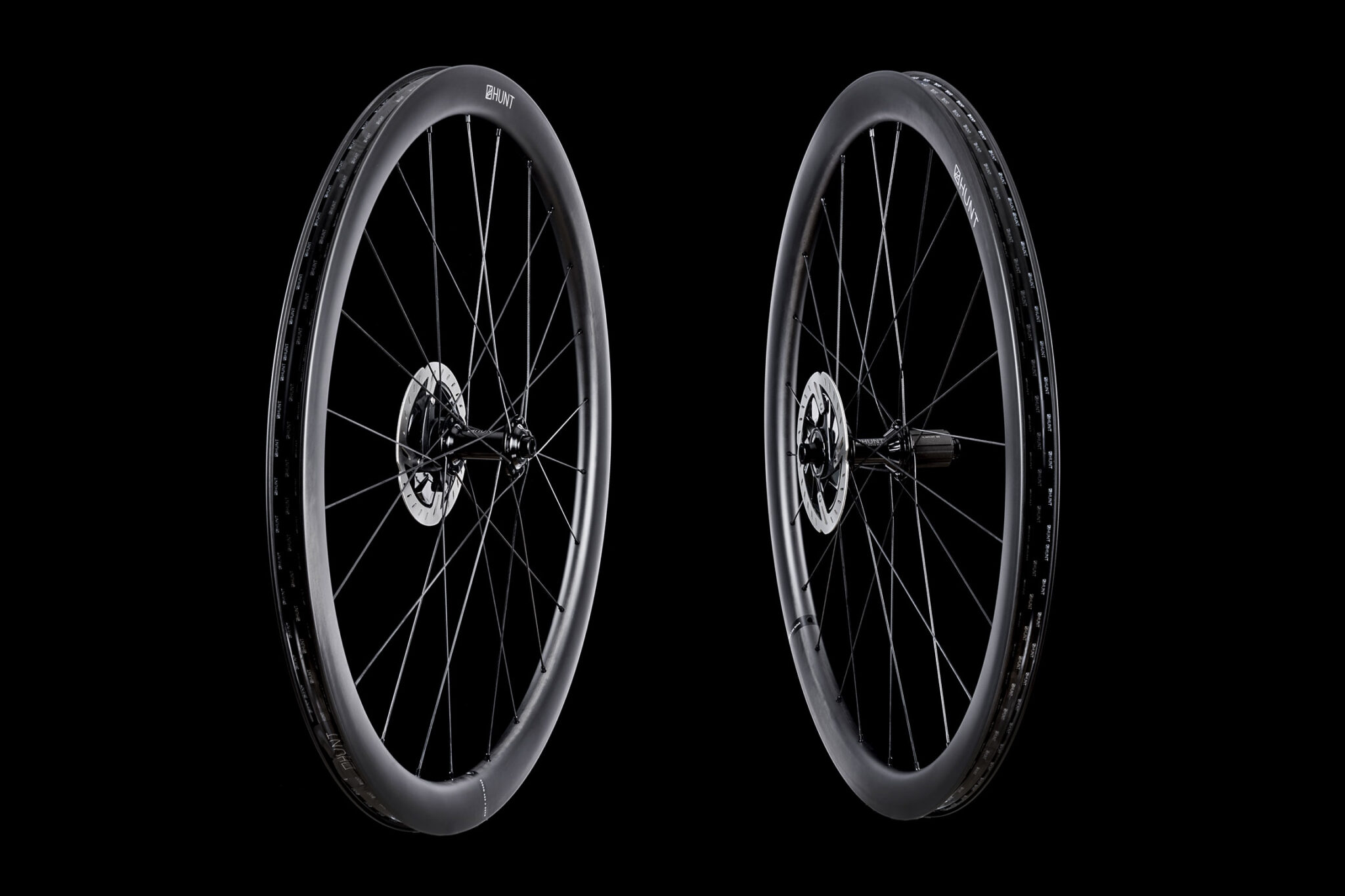 Best-selling Hunt Carbon Disc Aero Road Bike Wheels Get Wider, Lighter ...