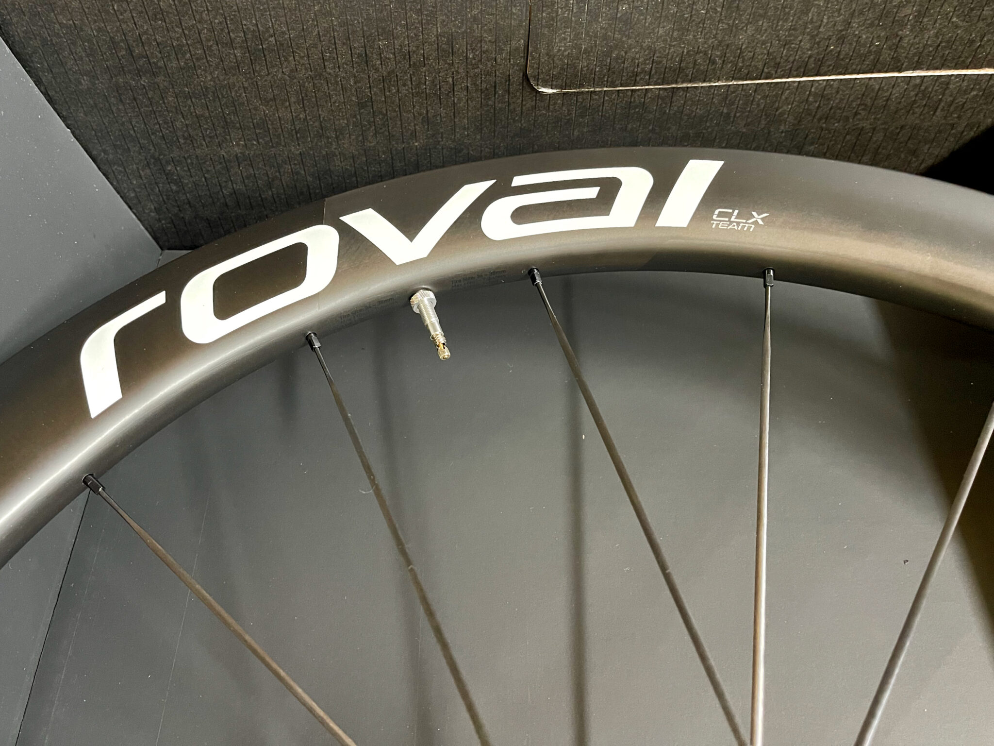 The Fastest In The World? Roval Rapide CLX II Team Wheelset Makes Big ...