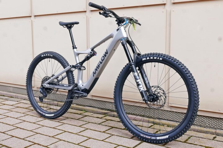 Amflow PL First Look: All-New All-Mountain eMTB Powered by DJI's Avinox eBike-drive - Bikerumor