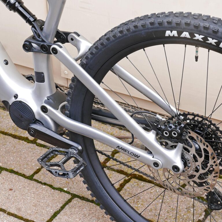 Amflow PL First Look: All-New All-Mountain eMTB Powered by DJI's Avinox ...