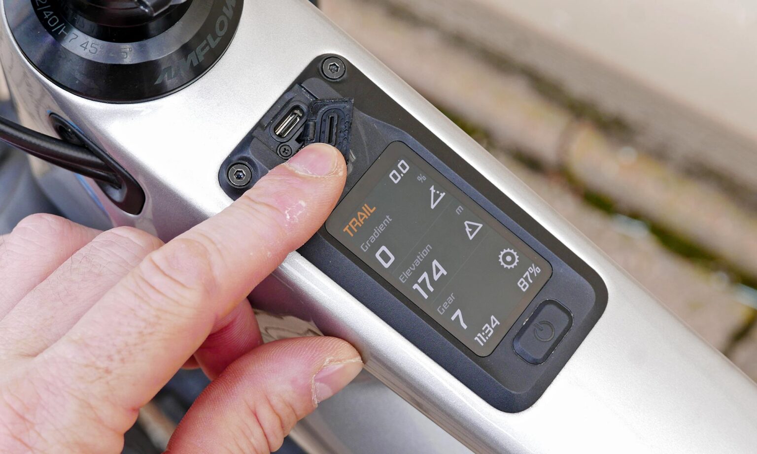 Amflow PL First Look: All-New All-Mountain eMTB Powered by DJI's Avinox ...