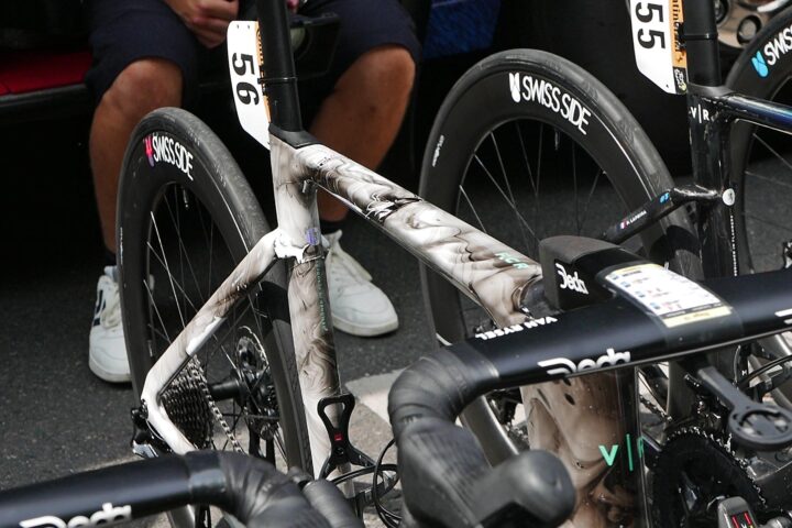 TdF Prototype: Next Affordable Van Rysel FCR Aero Road Bike Raced at ...