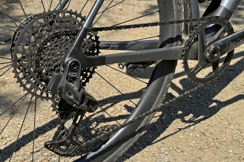 Merit Jumbo, a Big-Wheel 750d Carbon Gravel Bike You Didn't Know You ...