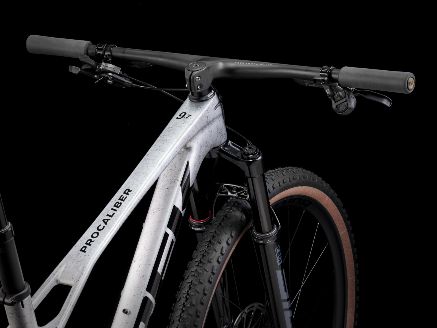 New Trek ProCaliber Gen 3 Hardtail Drops Iso Speed for Flexing Iso Bow ...