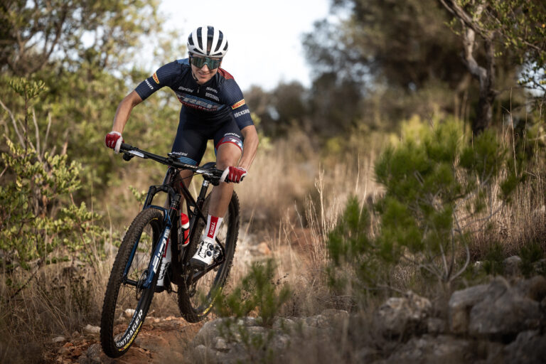 New Trek ProCaliber Gen 3 Hardtail Drops Iso Speed for Flexing Iso Bow ...