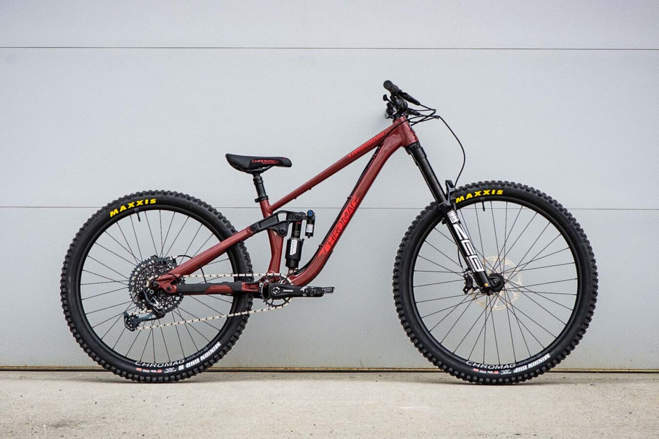Chromag Introduces the Long-Travel Throwdown MTB with Enduro or Park ...