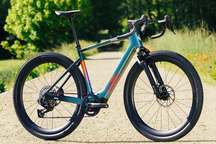 Megamo Doubles Down on Avinox-Powered Drop Bar Bikes With the Along E ...