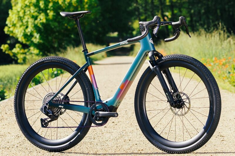 Megamo Doubles Down on Avinox-Powered Drop Bar Bikes With the Along E ...